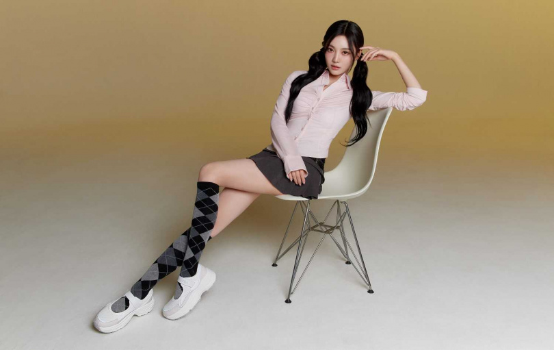甜酷出擊！aespa NINGNING最愛復古厚底鞋、顯瘦增高，解鎖 Y2K 女團穿搭公式 | 漂亮 | CTWANT