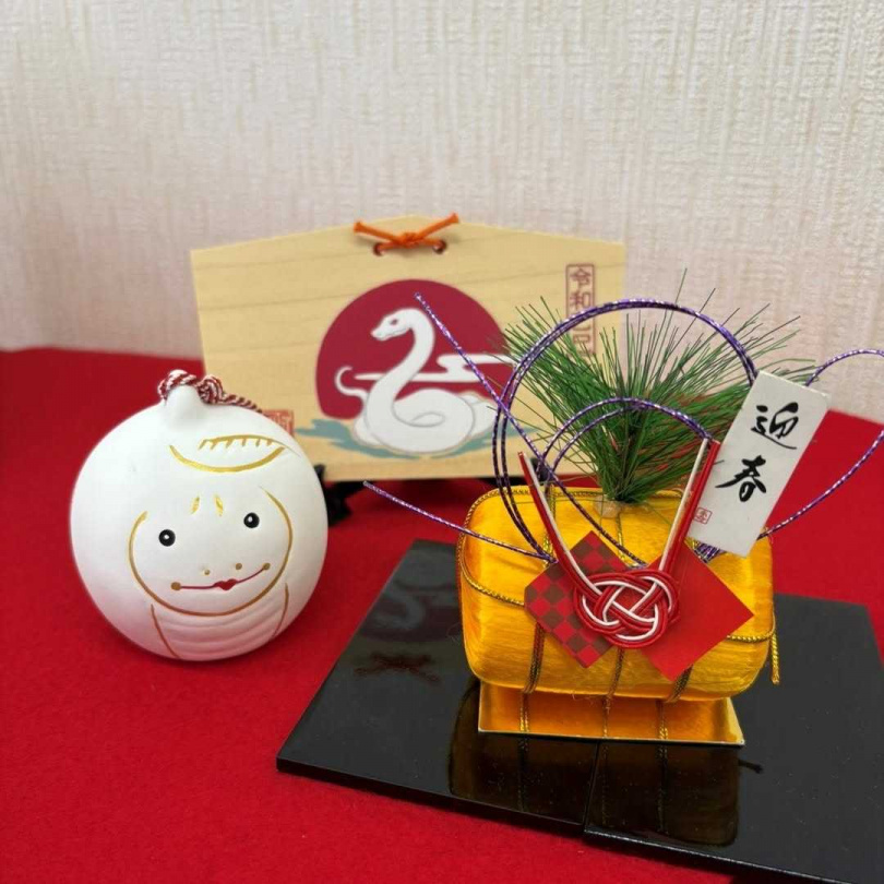 大年初一新月祈福時間點出爐！唐綺陽老師說：「晚上8:36起8小時內寫下10個願望，讓今年順順利利！」 | 漂亮 | CTWANT