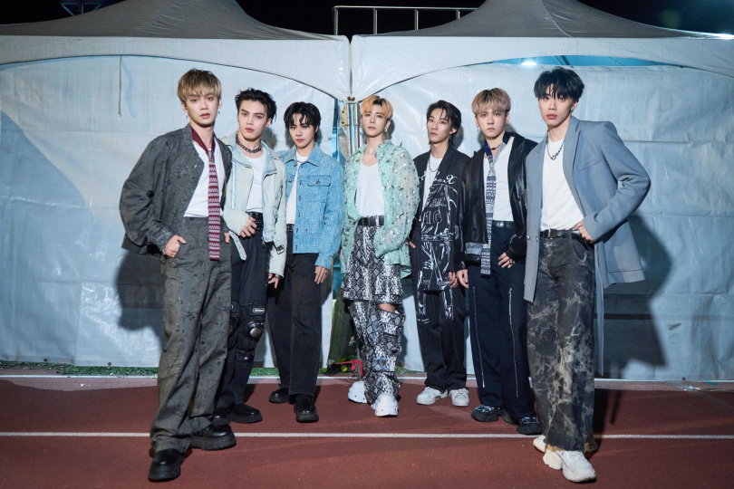 畢書盡合體Ozone驚喜演出 致敬F4〈流星雨〉掀回憶殺 | 娛樂 | CTWANT