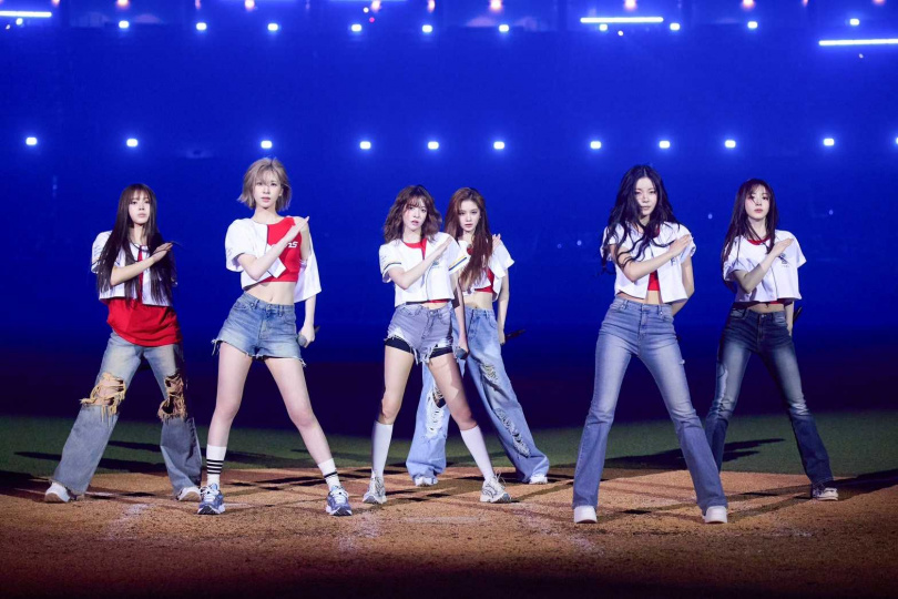 NMIXX離不開網路Lily斷線三天超痛苦 大巨蛋表演感動粉絲高分貝應援 | 娛樂 | CTWANT