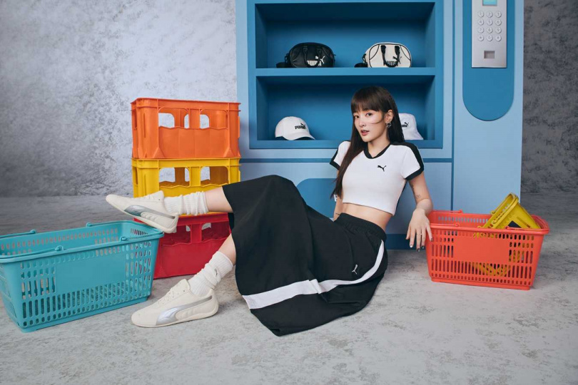 女星都在穿爆款鞋再 +1！IU這雙熱度超高、王淨同款賣到缺貨，BLINK直接鎖定ROSÉ賽車鞋 | 漂亮 | CTWANT