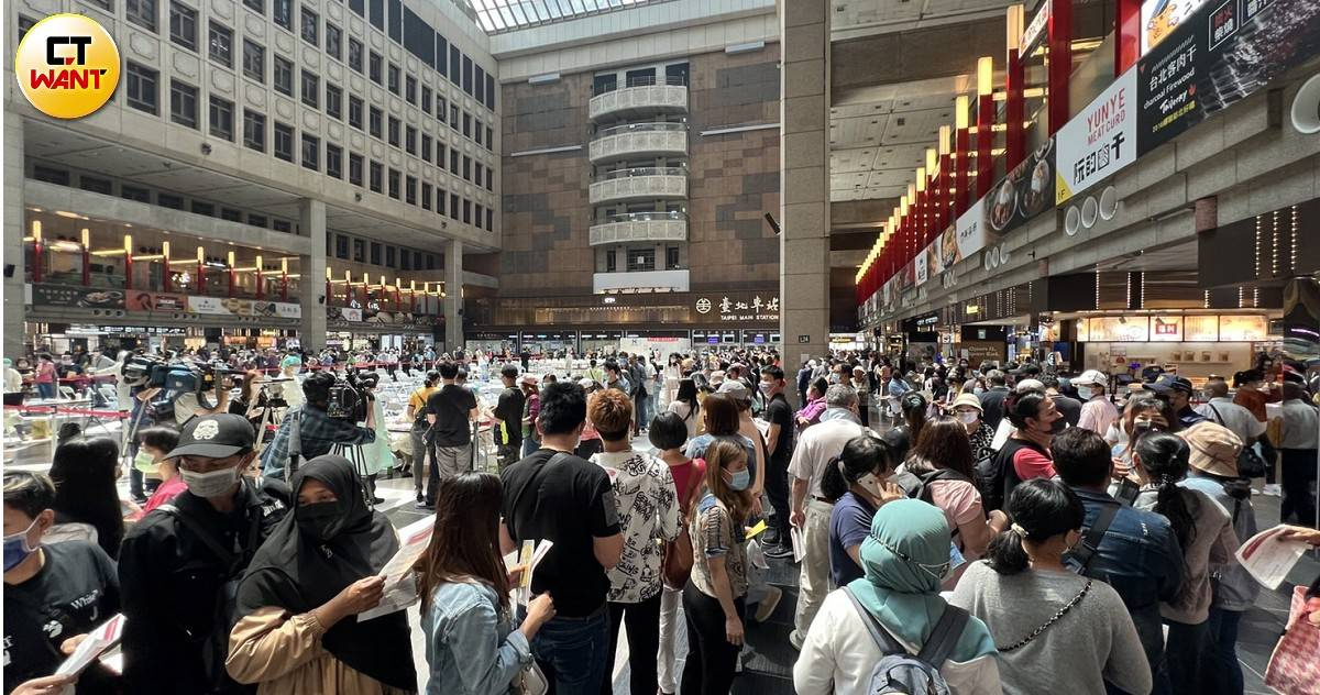 網爆台灣確診死亡人數「高達2000萬」 炎亞綸怒回嗆…真相曝光 | 生活 | CTWANT