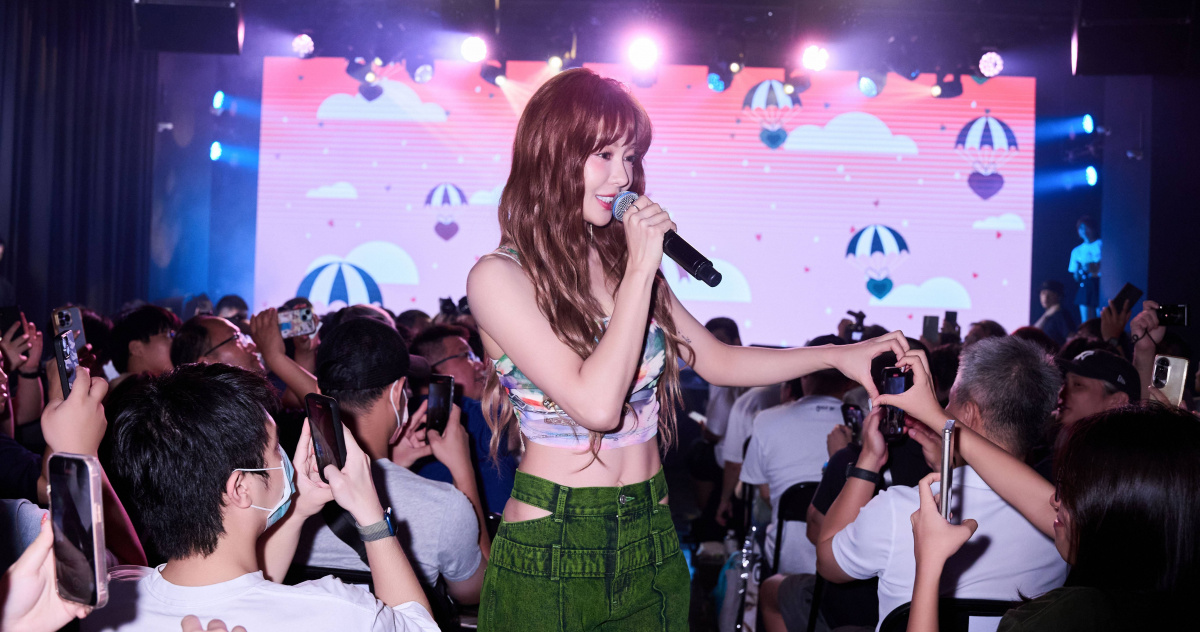 Yuri戀愛了！錄音室外送雞排芒果冰...同事秒懂了 | 娛樂 | CTWANT