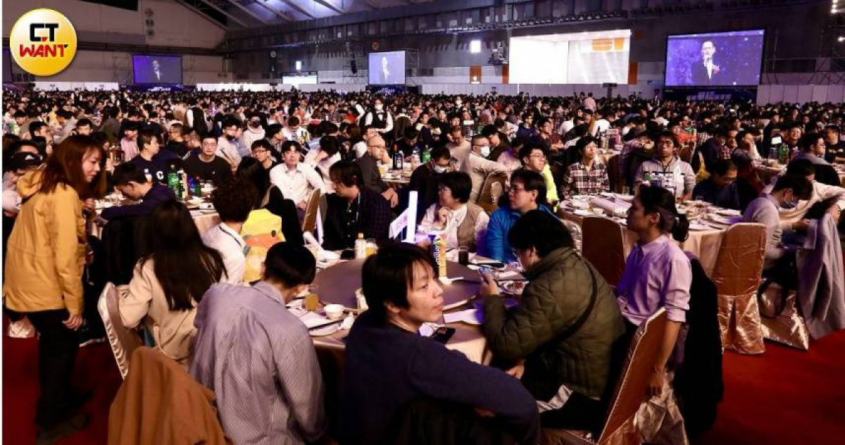 上市公司辦尾牙員工每人領100 他爆氣：當我乞丐？ | 生活 | CTWANT