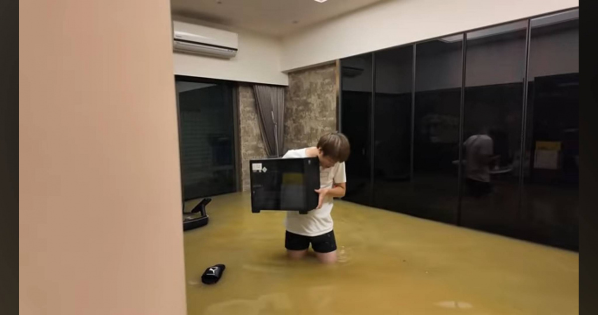 YTR也成受災戶！水淹半層樓高 鄰居汽車幾乎被滅頂 | 娛樂 | CTWANT