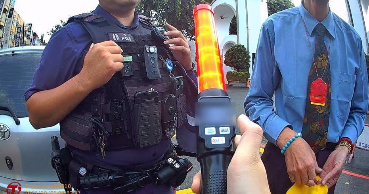 詐欺通緝犯酒駕睡路上 鬼扯稱「是2名鬼好友在開車」 | 社會 | CTWANT