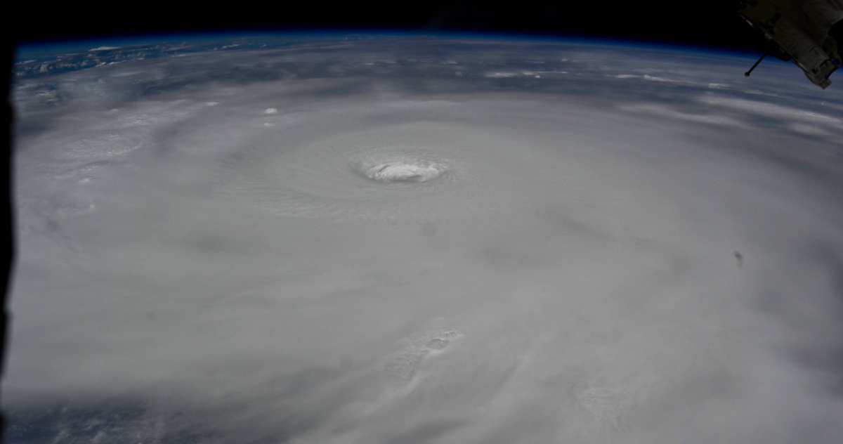 太空俯瞰樺加沙「超大眼+厚實雲」 粉專嘆：2025最強颱風 | 生活 | CTWANT