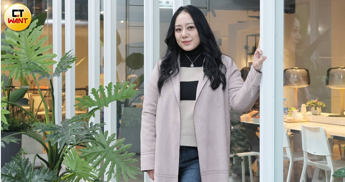 高慧君受眼疾所苦「過極度黑暗日子」 為了媽媽故作堅強 | 娛樂 | CTWANT