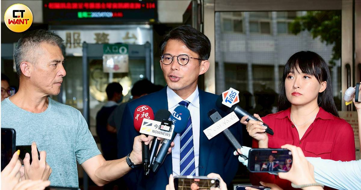 曝許智傑同吳乃仁餐敘挨告 黃國昌批敢做不敢當：7點到8點人在哪？ | 政治 | CTWANT