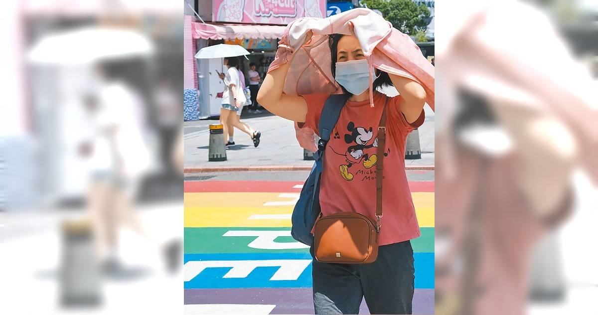 全台飆高溫！10天418人熱傷害 醫示警：不渴也要喝水 | 生活 | CTWANT