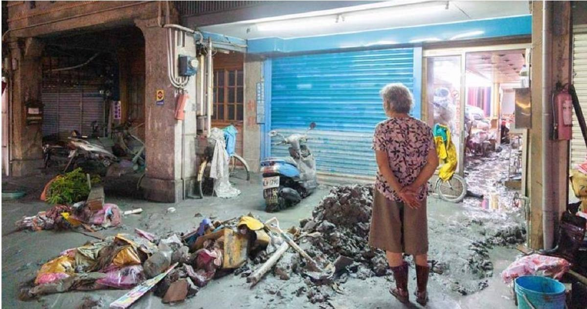 花蓮救災物資驚見發霉內衣褲 志工怒轟「災民不是垃圾桶！」 | 生活 | CTWANT