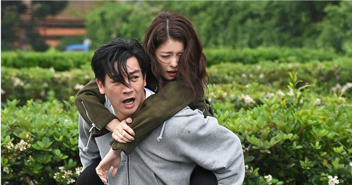 王樂妍遭昆蟲大軍攻擊慘叫 伊正老公力爆發揹妻跑路 | 娛樂 | CTWANT