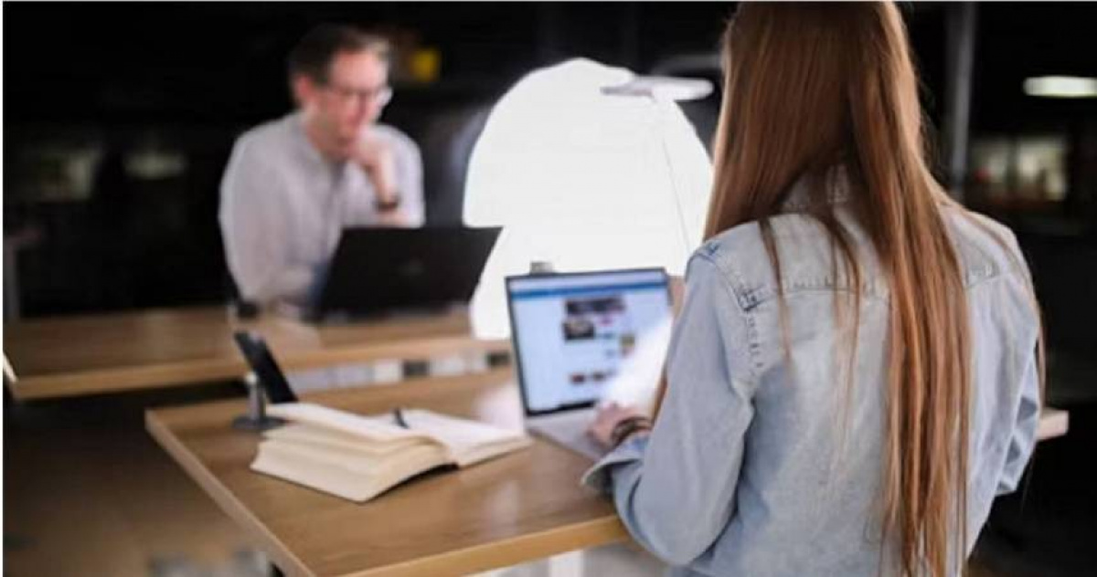 妹子月薪6萬想離職 這原因猶豫「該撐到領年終嗎」兩派網友戰翻 | 生活 | CTWANT