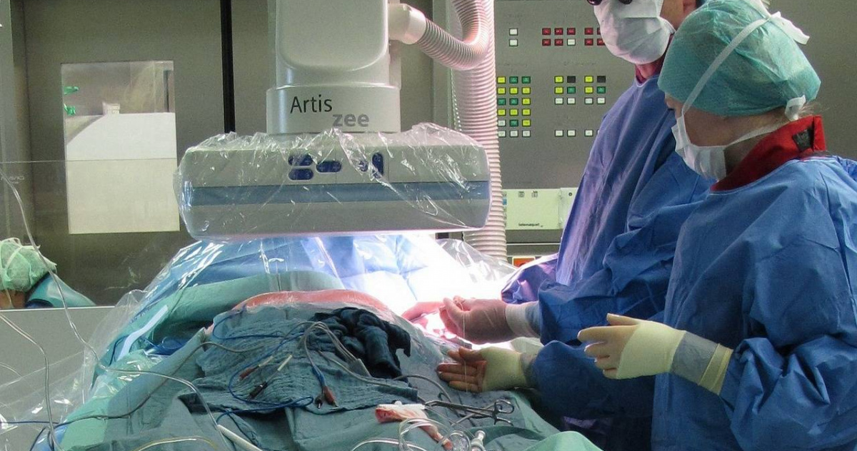 34歲不孕女罹患MRKH氏症候群 親姐「捐子宮」花費9小時成功移植 | 生活 | CTWANT