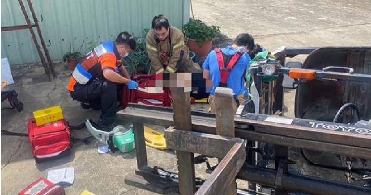 台南工地驚魂！30歲男慘遭堆高機翻覆狠壓 OHCA送醫搶救身亡 | 社會 | CTWANT