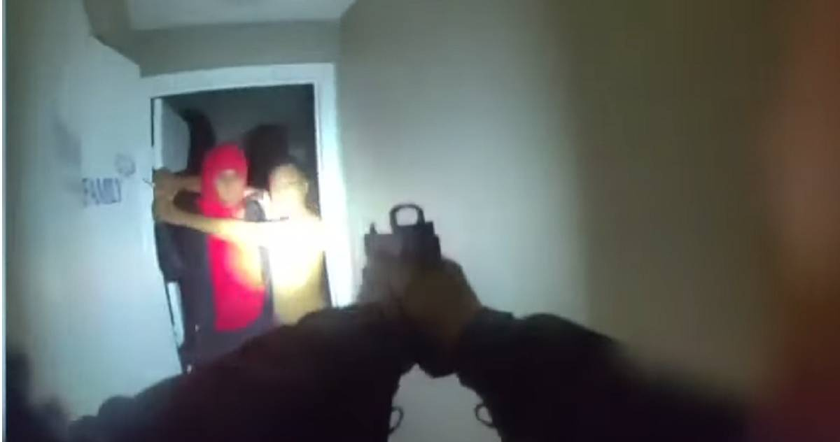 美國男子報警「住家遭人闖入」 與歹徒扭打中遭警員連開6槍射殺 | 國際 | CTWANT