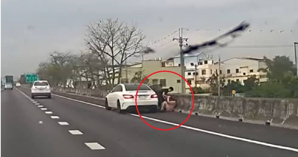 賓士男國道路肩暴打女子！警方救援遭冷回「無須協助」 僅能開罰1200元 | 社會 | CTWANT