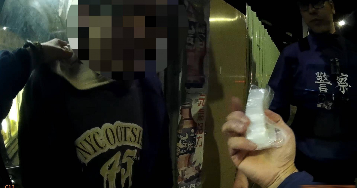 自以為帽子能遮擋安非他命 警一眼識破「好大一包」逮毒蟲 | 社會 | CTWANT