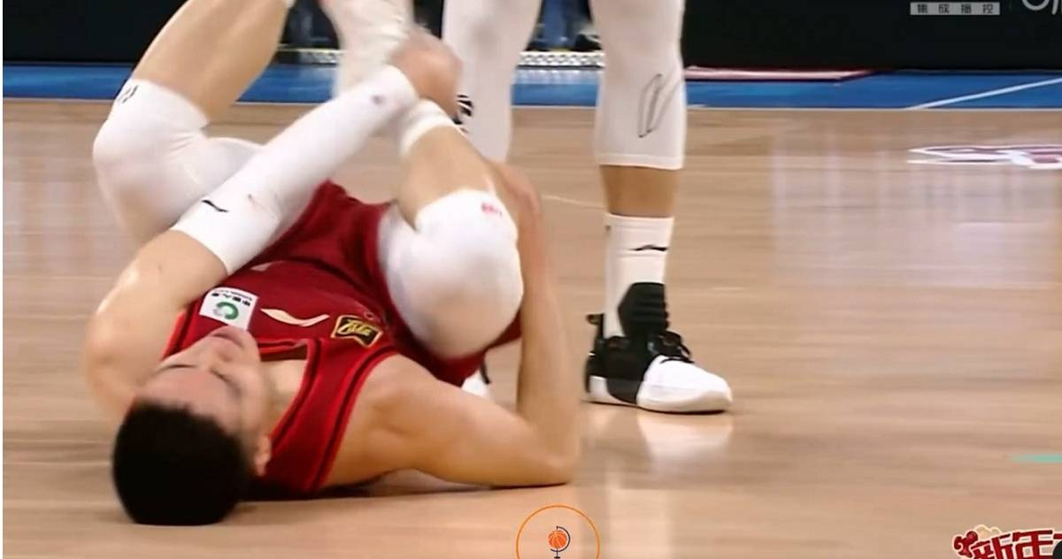 CBA陳盈駿「遭埋地雷」嚴重扭傷退場 裁判沒吹U球迷怒了！ | 生活 | CTWANT