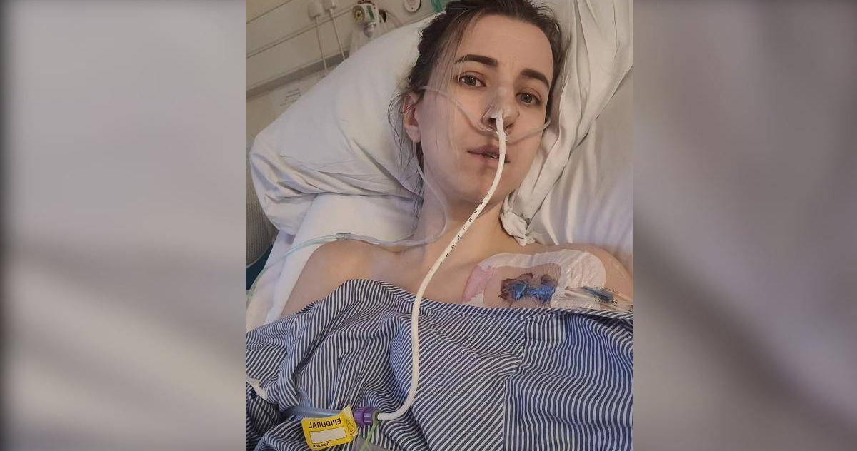 英國正妹罹患致命罕見癌症 摘「8器官」奇蹟抗癌成功 | 國際 | CTWANT