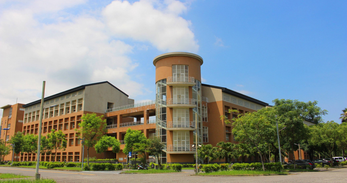 東華大學新生騎車被擋！校方緊急應變 學生傻眼：自己學校多大不知道？ | 生活 | CTWANT