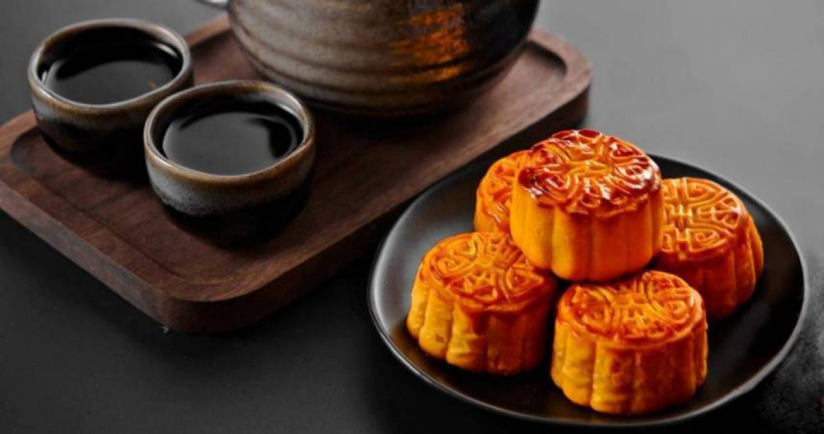 Revealing Long-Standing Doubts: How a Box of Mooncakes Changed ...