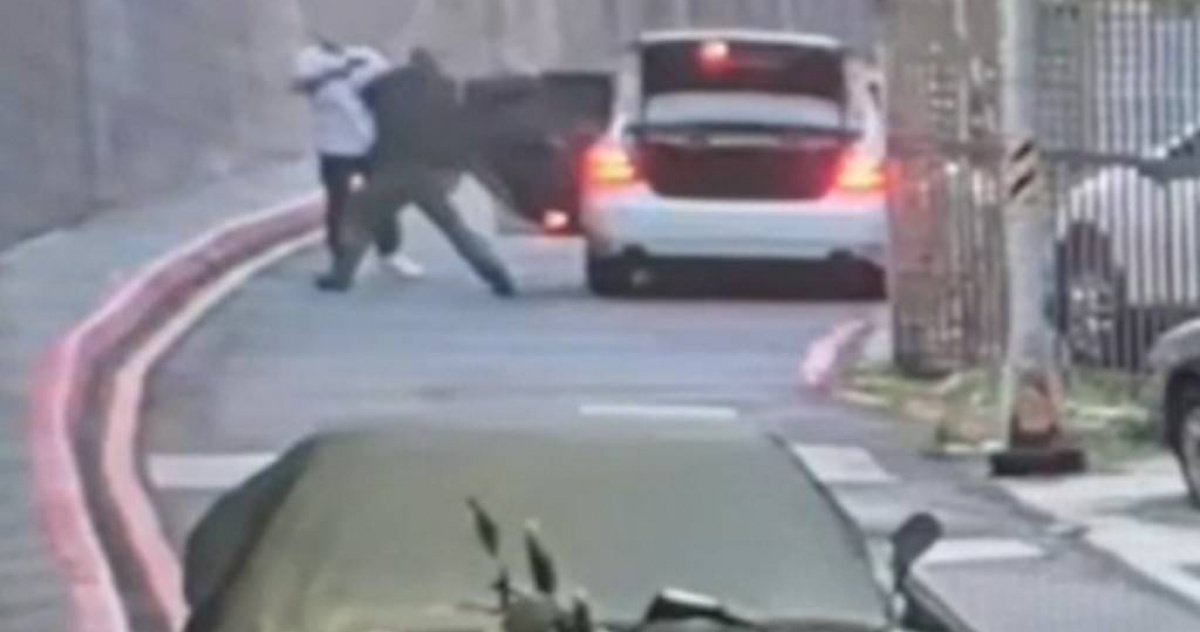 少付25元車資大打出手 酒醉乘客遭Uber司機持棍痛毆 | 社會 | CTWANT