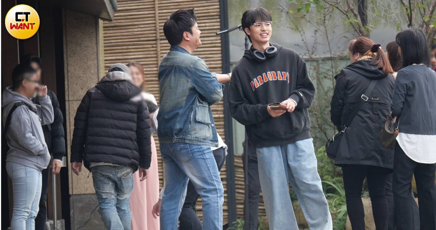 娛樂報報／女團驚遇瘋狂粉絲大鬧現場 BL鮮肉男星帥氣壓倒制伏 | 娛樂 | CTWANT