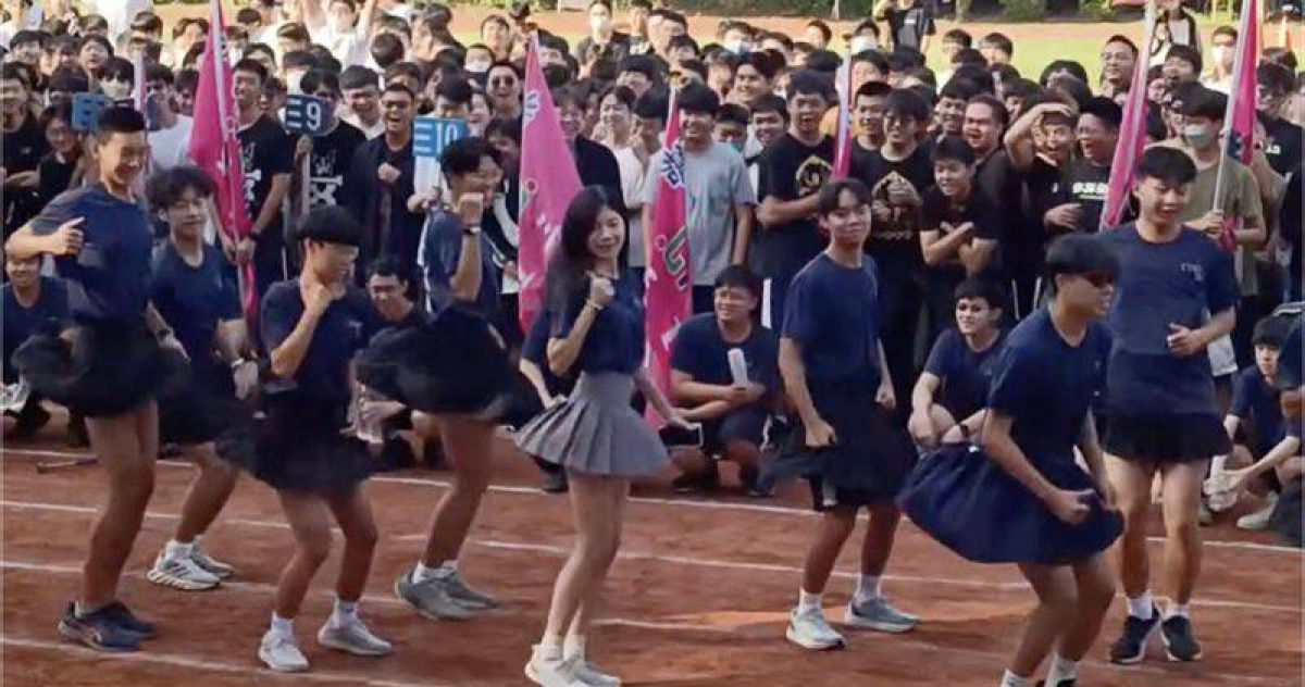 嘉中超正女教師「短裙+露細白美腿」跳三振舞 4hrs破10萬觀看 | 生活 | CTWANT