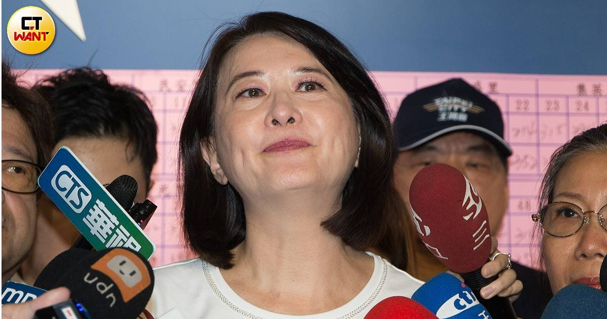 助理遭指涉入狗仔跟拍爭議 王鴻薇3點聲明駁斥 | 政治 | CTWANT