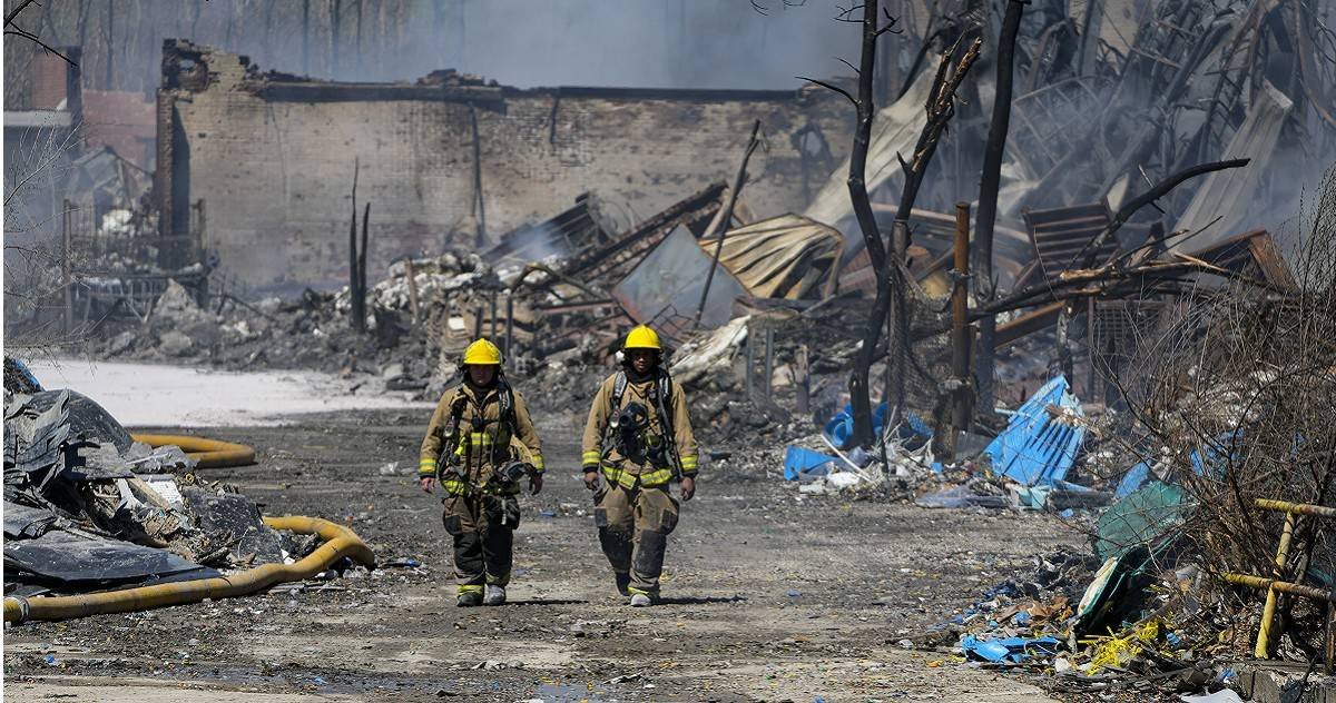 美印第安納州塑膠工廠遭大火吞噬！ 毒煙瀰漫近2000民眾被迫遷離 | 國際 | CTWANT