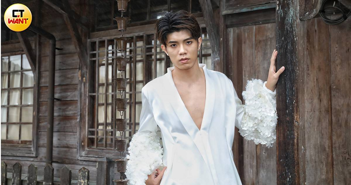 陳峻廷「FEniX」出道每天睡不到5小時 曝夏浦洋恐怖行程：心疼他 | 娛樂 | CTWANT