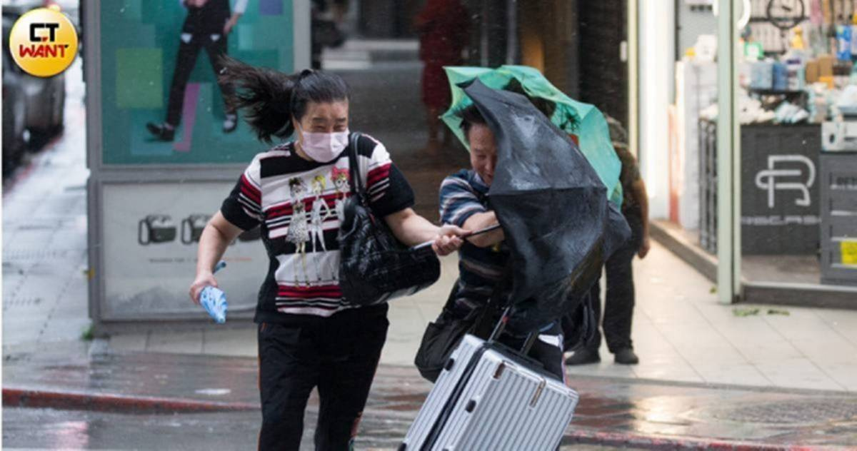新北、基隆豪雨特報 大雷雨狂轟這2地！警戒區域曝光 | 生活 | CTWANT