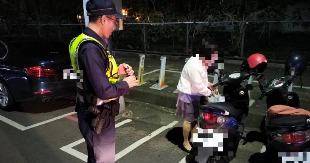 忘記車停哪！台中婦「走3小時」尋車鐵腿 暖警現身解危機 | 社會 | CTWANT