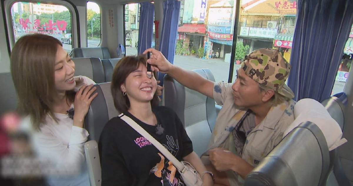 峮峮被突擊叫醒「下身失蹤」 王仁甫意外露點 | 娛樂 | CTWANT