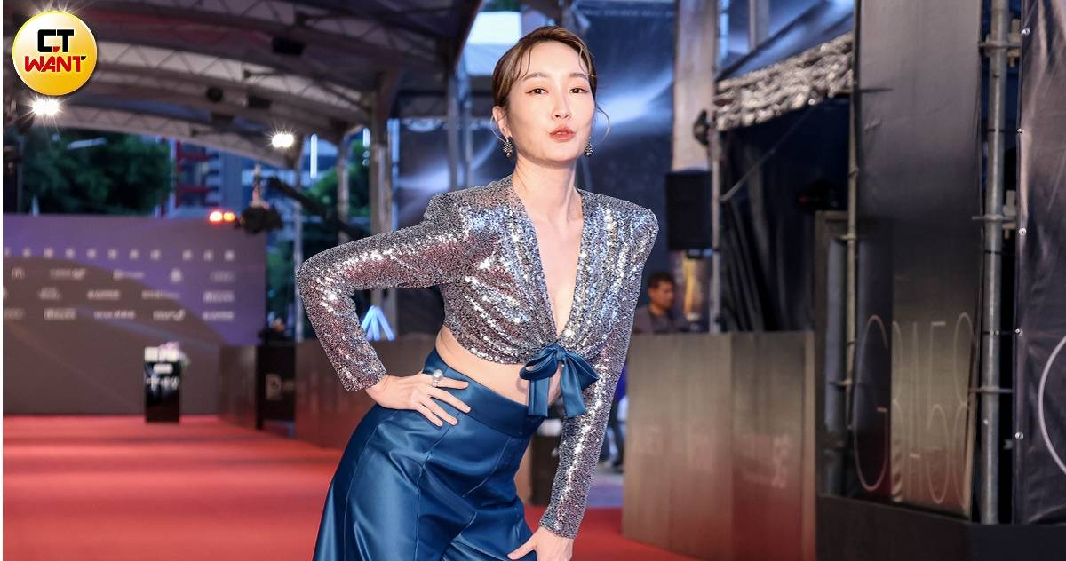 金鐘58／巴鈺紅毯中空亮相 主持戰袍深V辣翻 | 娛樂 | CTWANT