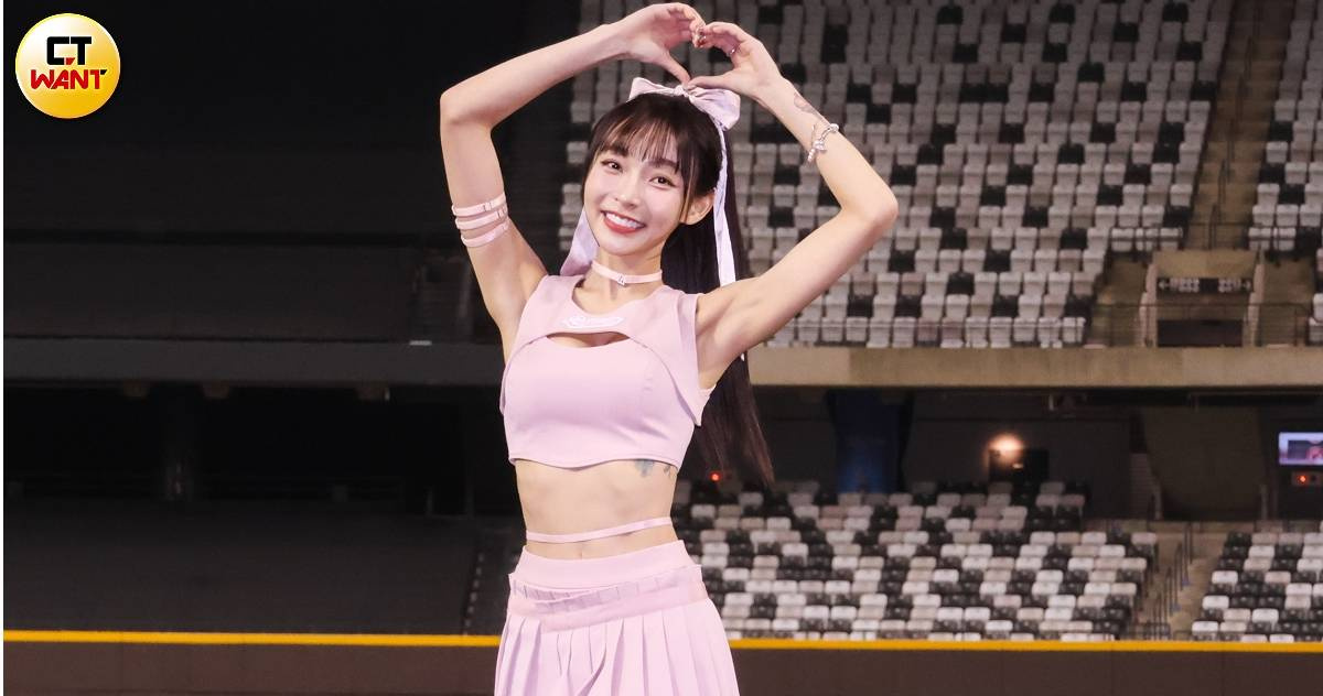 林襄大巨蛋辣秀腹肌跳應援舞 親揭轉隊心情「複雜拉扯的階段已過」 | 娛樂 | CTWANT