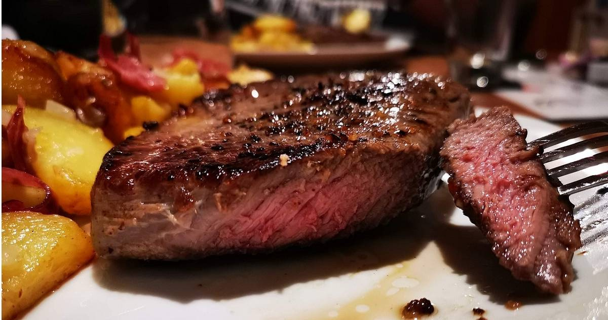 小心！這種「蛋白質」吃多會出事 醫師警告：腎功能惡化風險高40％ | 生活 | CTWANT