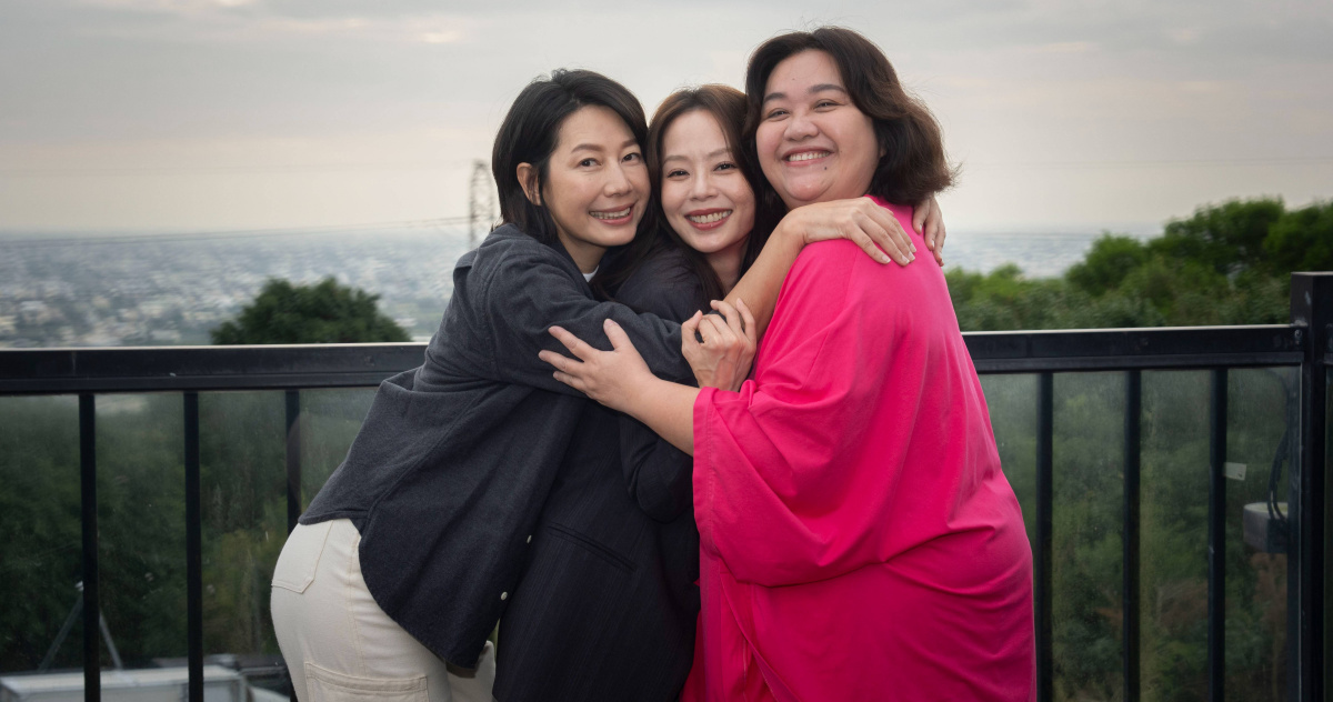 鍾欣凌挑戰當小三跨坐激吻 事前洗香香「真的很新鮮」 | 娛樂 | CTWANT