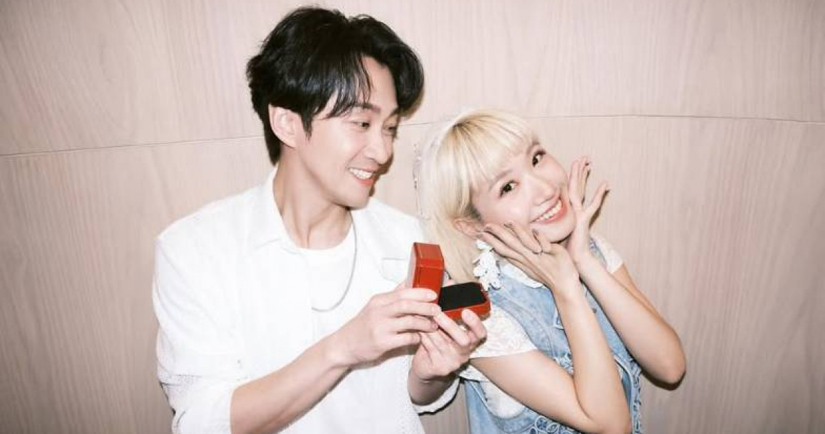 求婚照好甜！LuLu戴婚戒花托燦笑 陳漢典「眼神超寵溺」 | 娛樂 | CTWANT