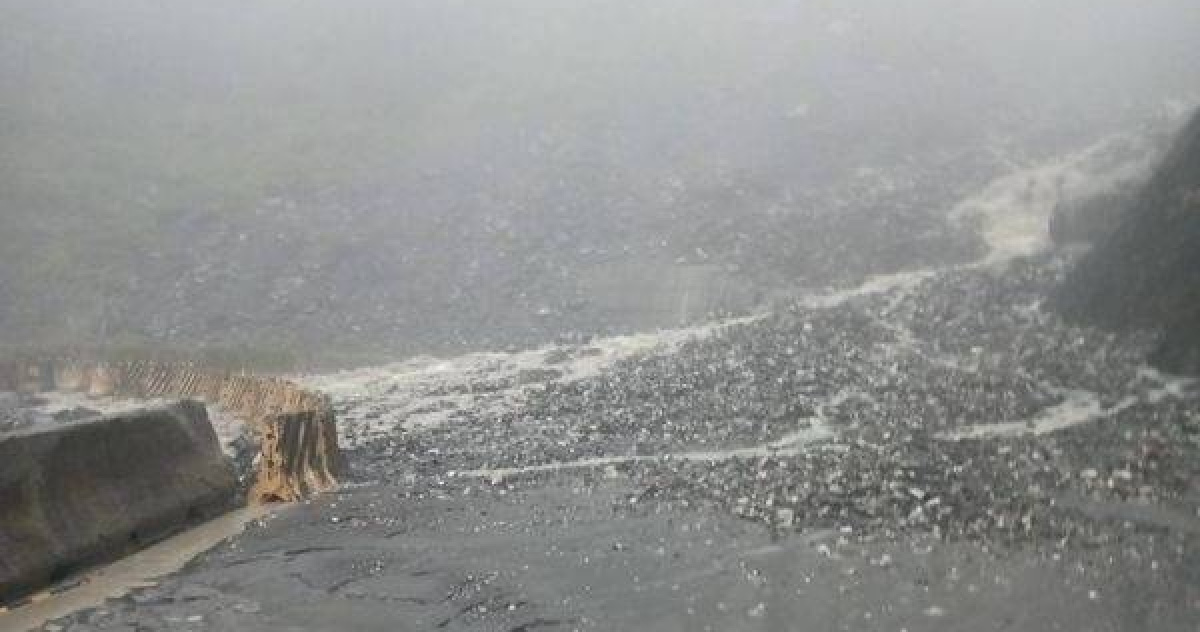 豪雨狂襲！薇帕颱風引爆桃源土石崩落 台20線交通全面癱瘓 | 社會 | CTWANT