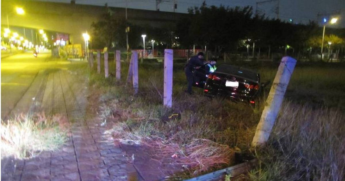 男子開車突發心肌梗塞！失控撞女騎士 2人送醫後皆無生命危險 | 社會 | CTWANT