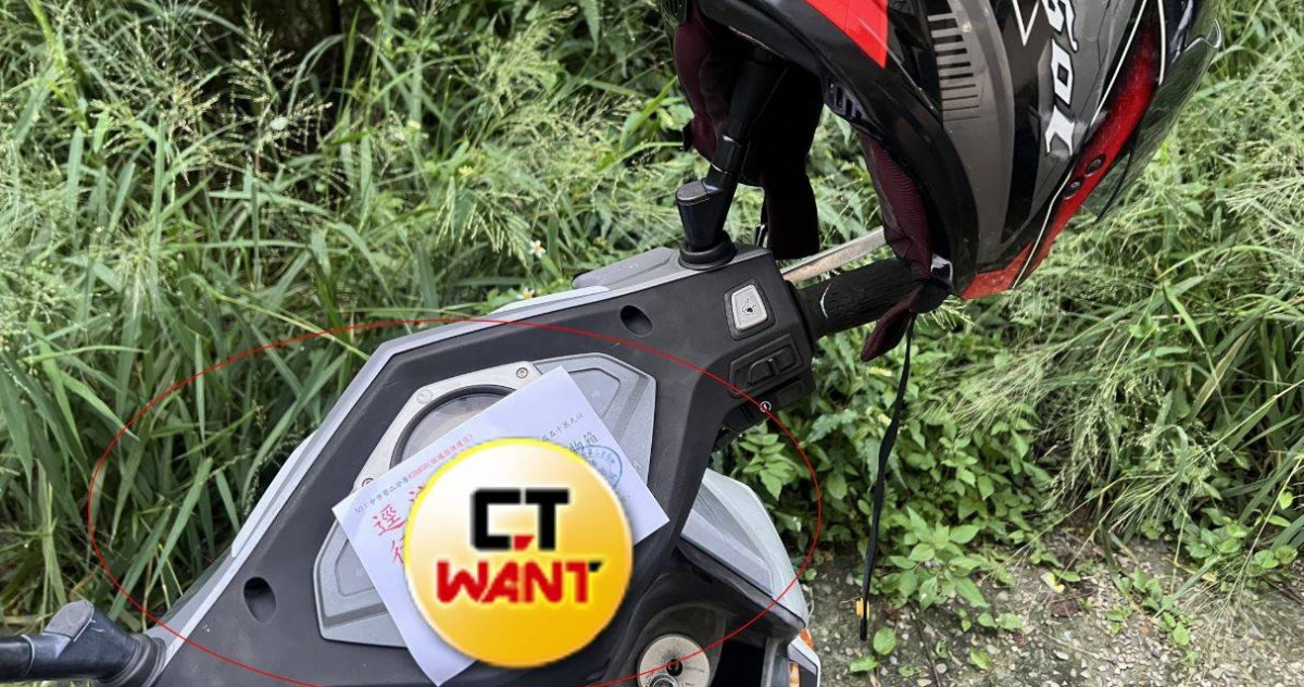 機車停車位驚見白單！騎士以為被開單 「下秒反謝警」真相超暖心 | 社會 | CTWANT