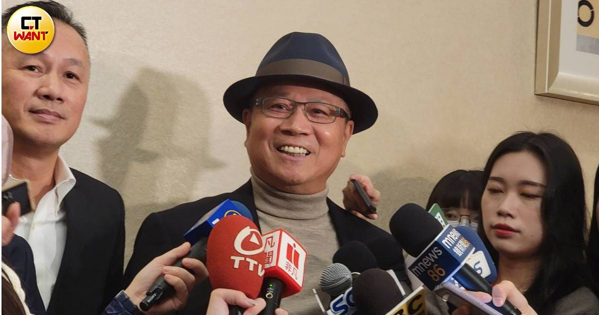 緯創林憲銘：2024年整體經濟成長性不大 AI仍是科技發展主軸 | 財經 | CTWANT