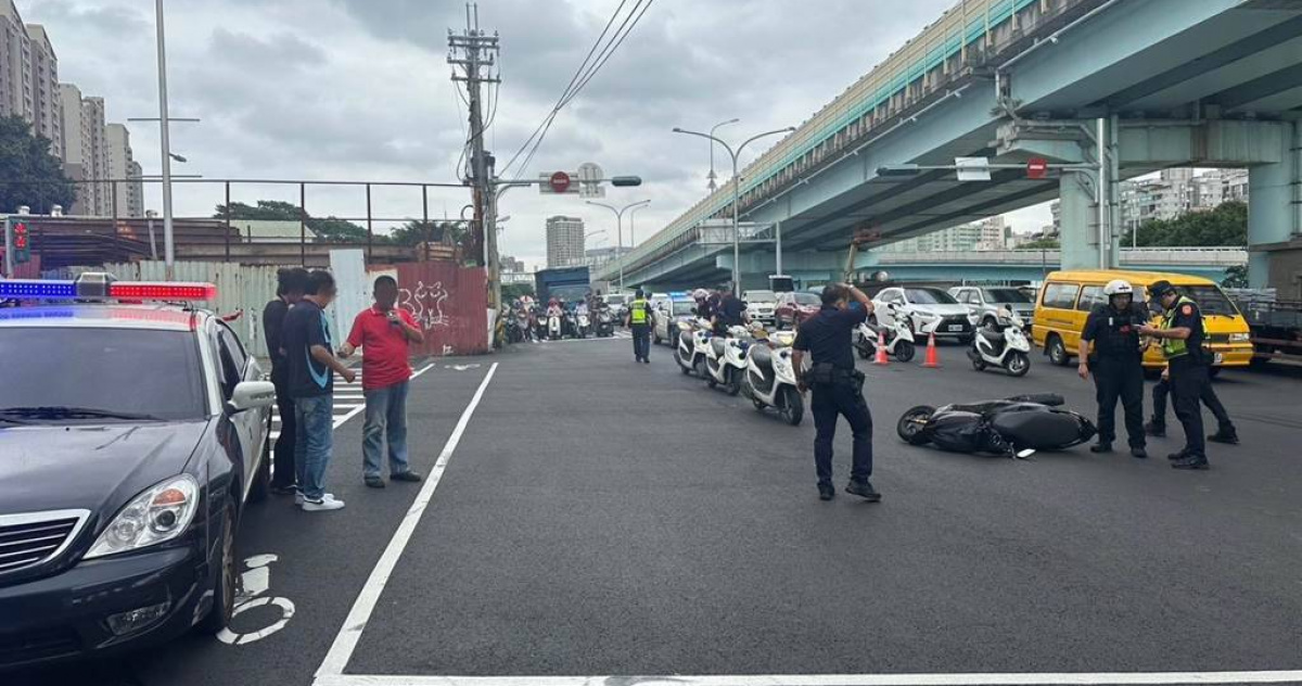 21歲騎士遭垃圾車撞上 輾過「耳流血水」重傷身亡 | 社會 | CTWANT