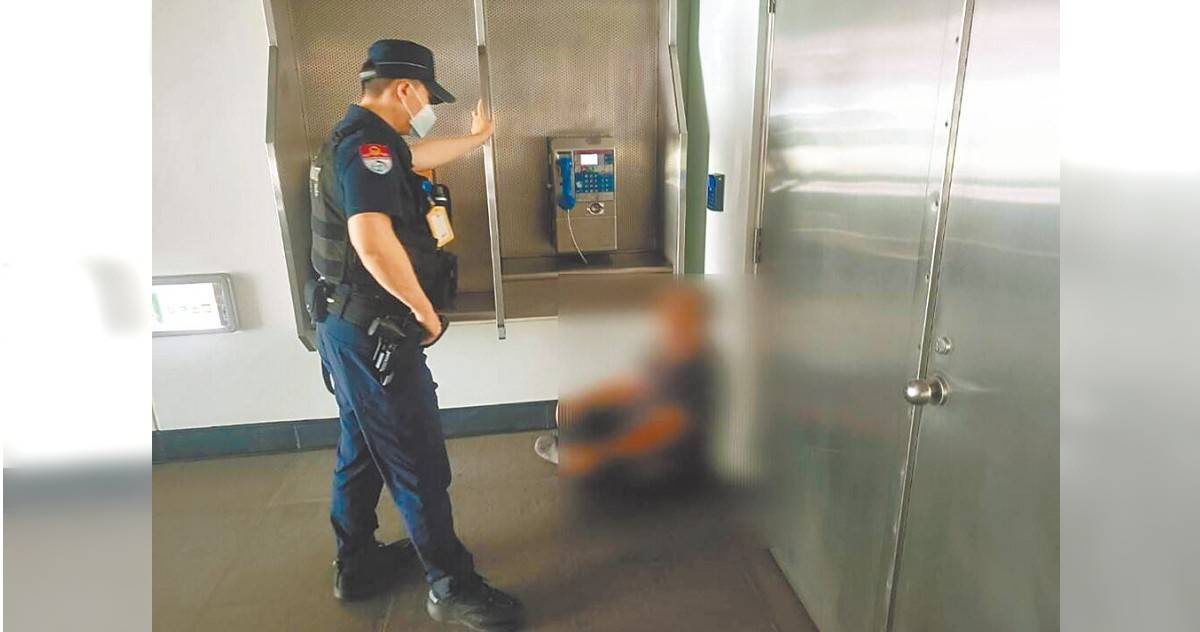 機捷A6站內多次偷拍 警設埋伏逮人 | 社會 | CTWANT