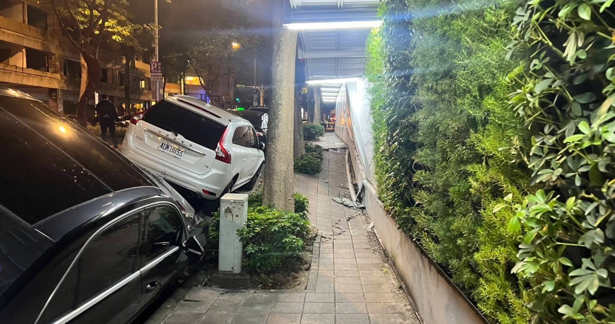 快訊／北市松山驚傳工地塌陷 4車慘遭殃 | 社會 | CTWANT