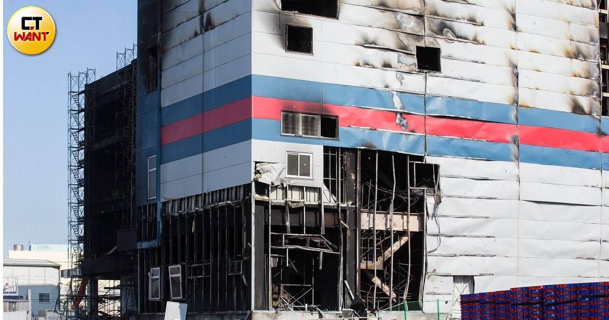 全聯倉儲惡火初步判定3樓火星引燃 地下室撲滿PS板嚴重致災 | 社會 | CTWANT