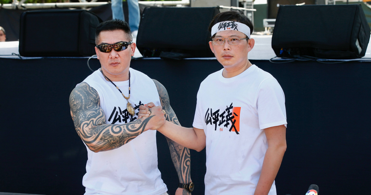 館長公審舉牌女性挨批 顏若芳：背叛遊行理念 | 政治 | CTWANT