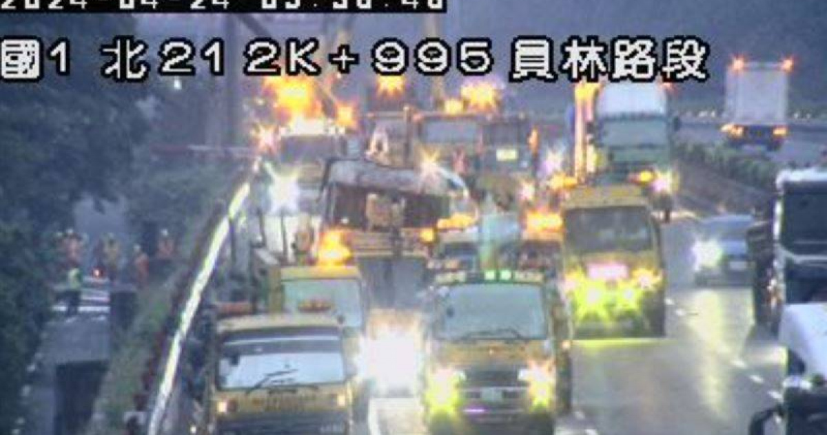 國一凌晨5車追撞「2起火1衝出」 3人受傷「2人送醫後宣告不治」 | 社會 | CTWANT